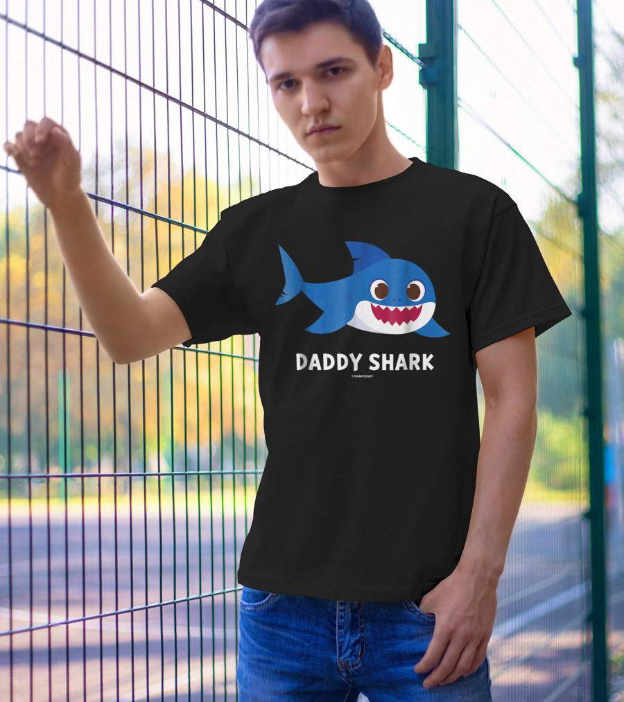 Pinkfong Mens Daddy Shark SmartStudy T-Shirt