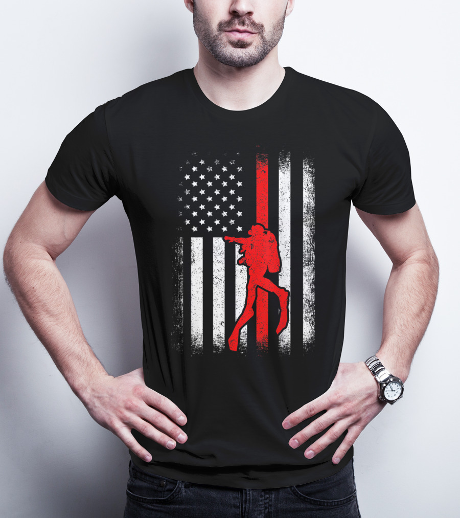 USA American Flag Red White Vintage Scuba Diving Iconic T-Shirt