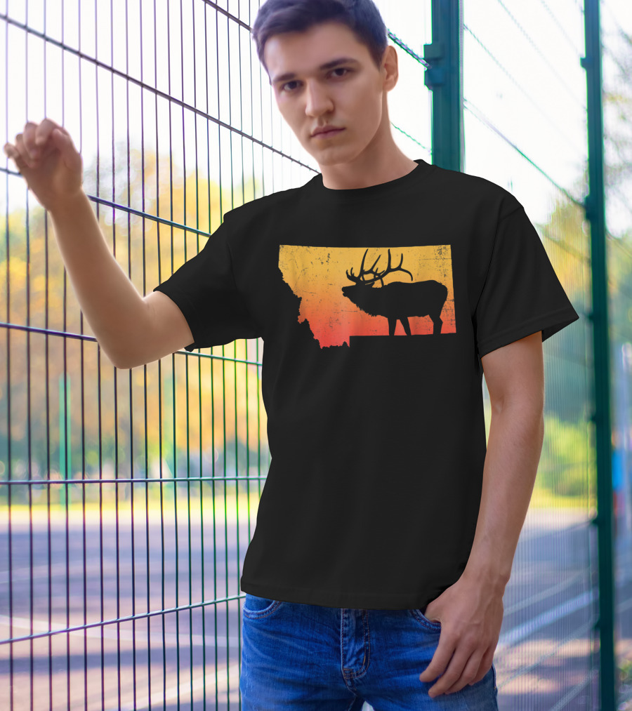 Montana Elk Silhouette Vintage Outdoors Sunset Scene T-Shirt