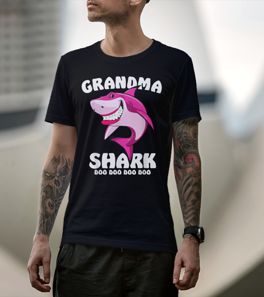 Grandma Shark Doo Doo Doo Doo Matching Family Shark T-Shirt