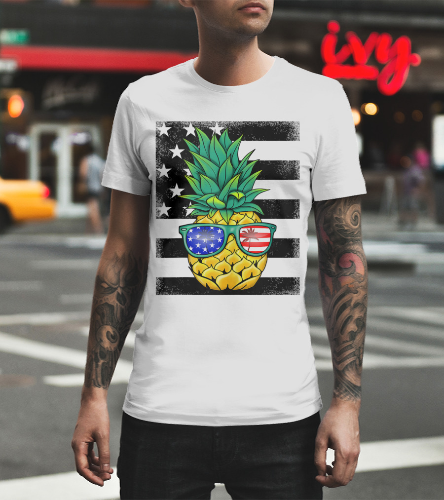 Hawaiian Pineapple With American Flag Sunglasses On Distressed Stars And Stripes Background T-Shirt