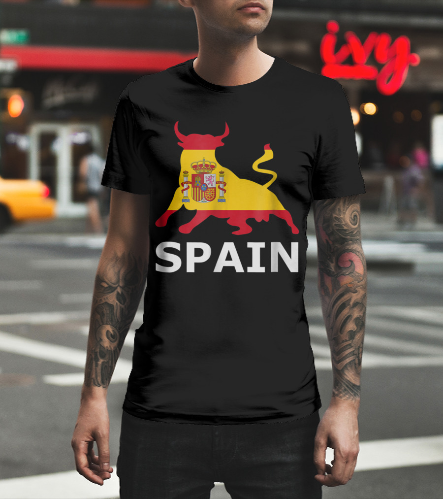 Spain Bull With Spanish Flag Crest T-Shirt