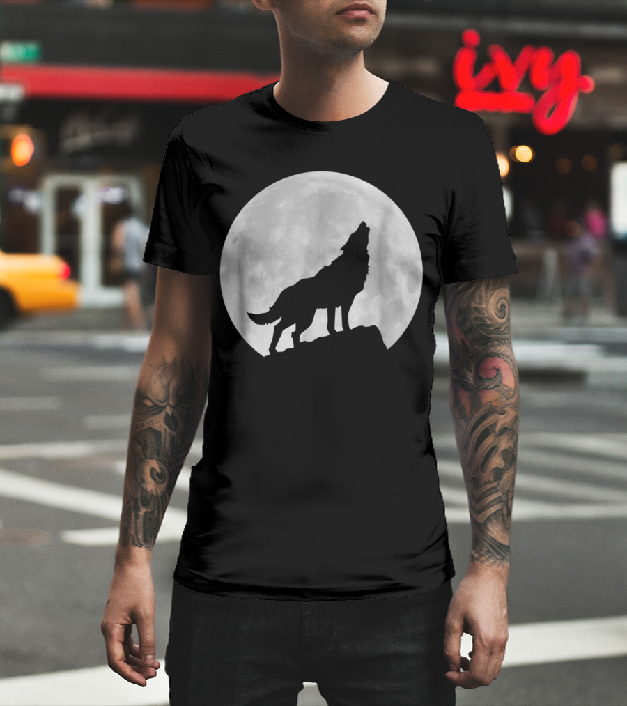 Wolf Howling At Full Moon Spirit Animal T-Shirt