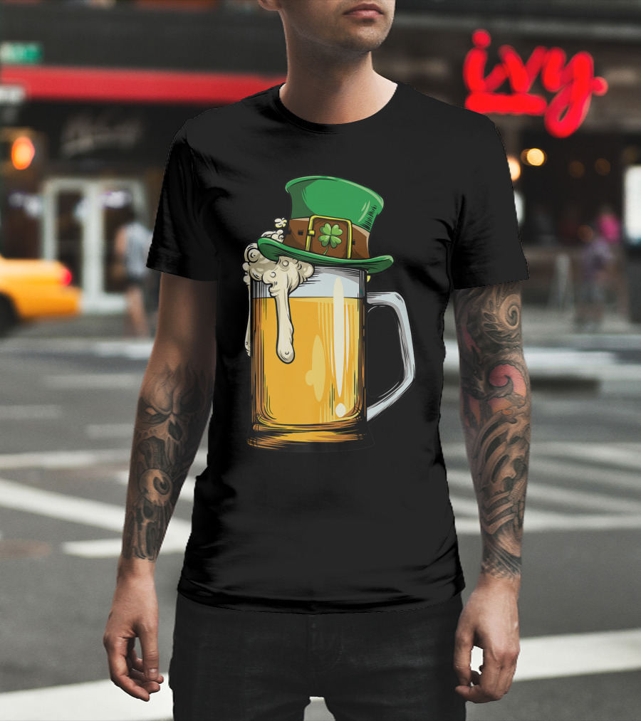 Leprechaun Hat Overflowing Beer Mug With Shamrock Foam T-Shirt