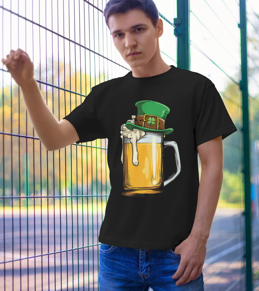 Leprechaun Hat Overflowing Beer Mug With Shamrock Foam T-Shirt