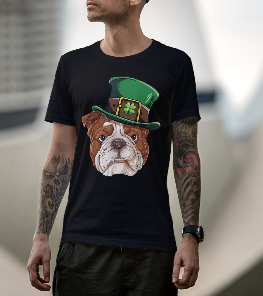 English Bulldog Wearing Leprechaun Hat St Patricks Day Dog T-Shirt