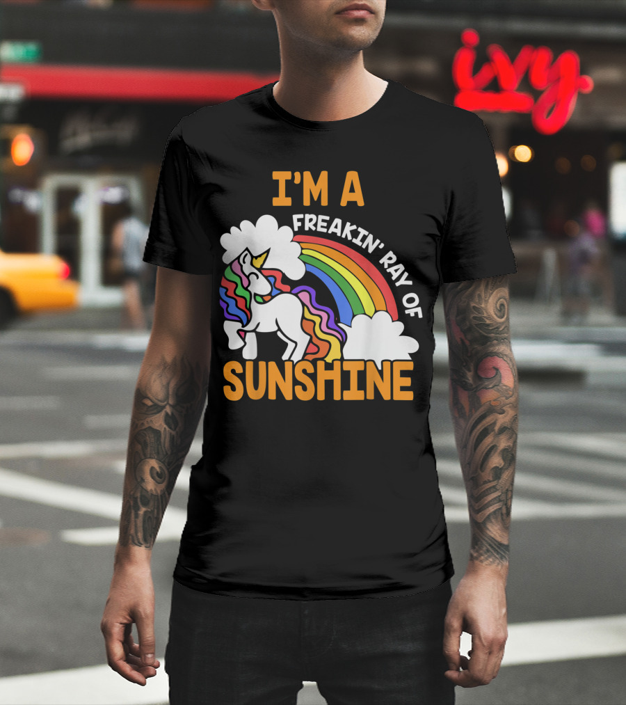 I'm A Freakin' Ray Of Sunshine Funny Rainbow Unicorn Vintage 1970's HY T-Shirt