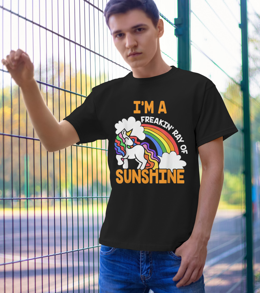 I'm A Freakin' Ray Of Sunshine Funny Rainbow Unicorn Vintage 1970's HY T-Shirt
