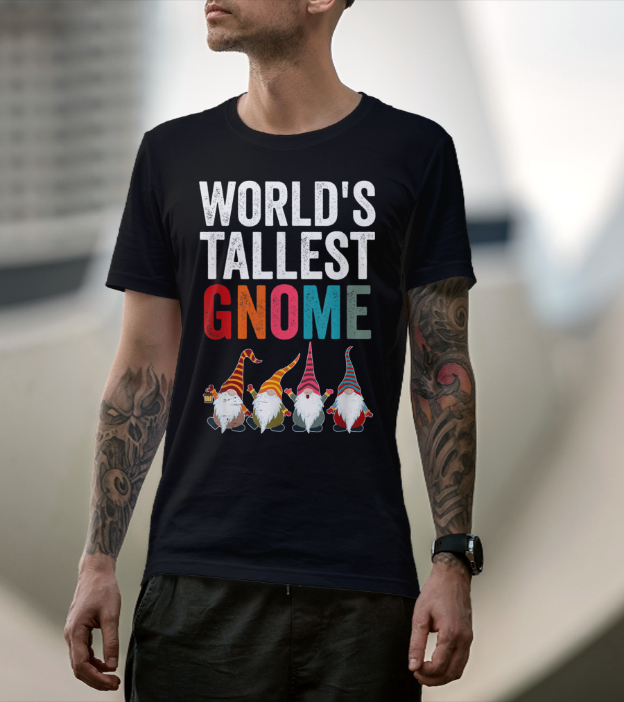 World's Tallest Gnome Christmas Lovers Funny Gnomes T-Shirt