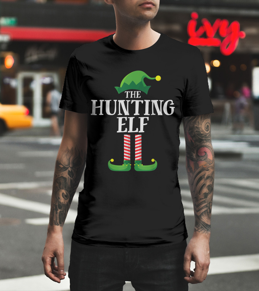 THE HUNTING ELF MATCHING FAMILY GROUP HOLIDAY JOKE T-Shirt