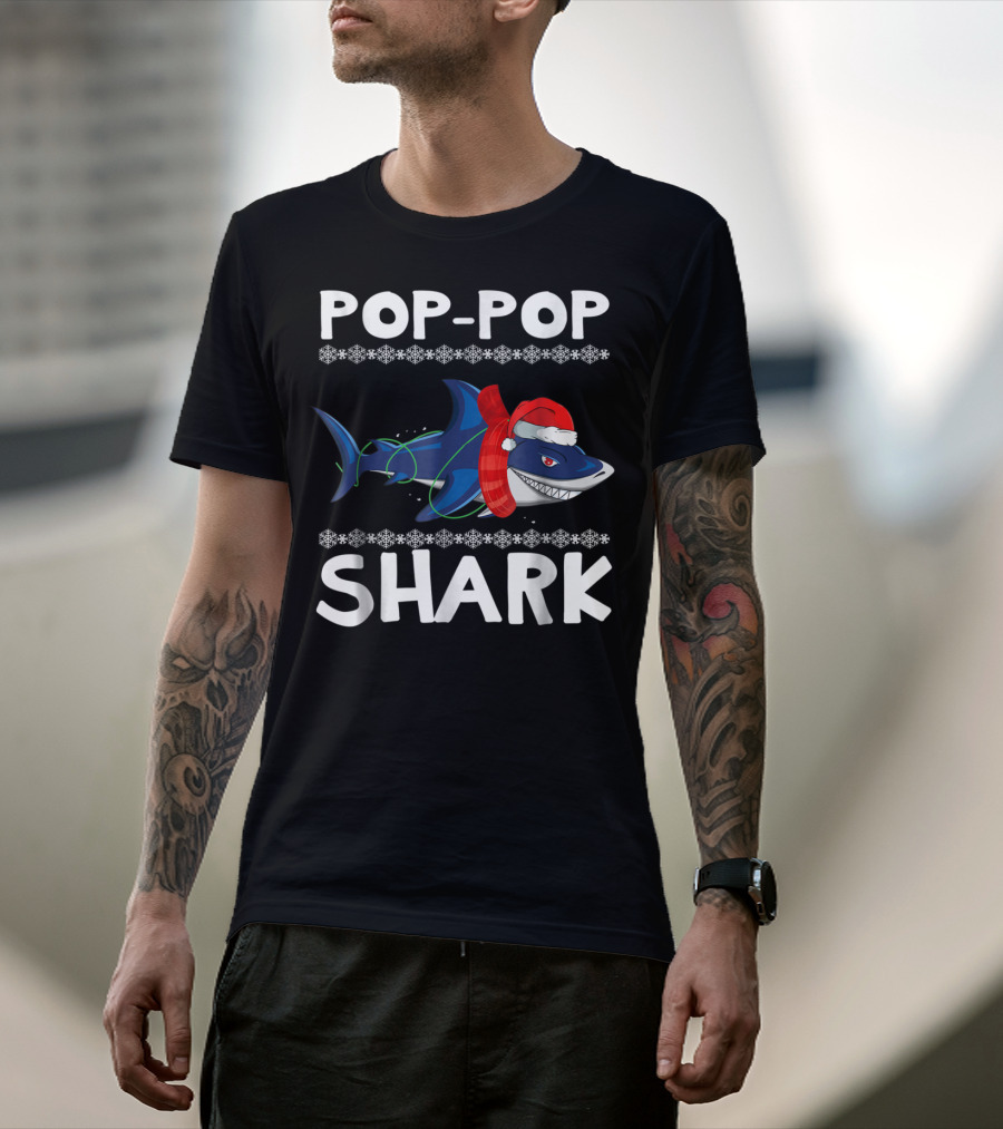 Pop-Pop Shark Santa Hat Christmas Family T-Shirt