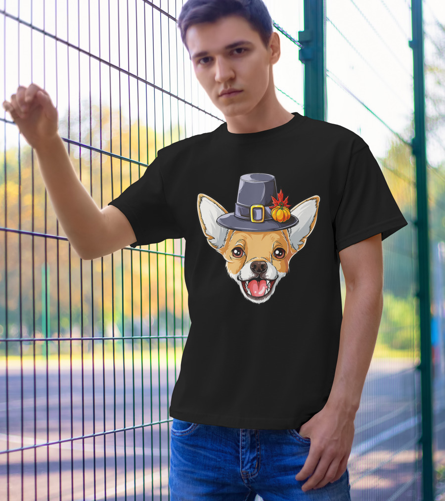 Pilgrim Hat Chihuahua With Thanksgiving Pumpkin And Leaf T-Shirt