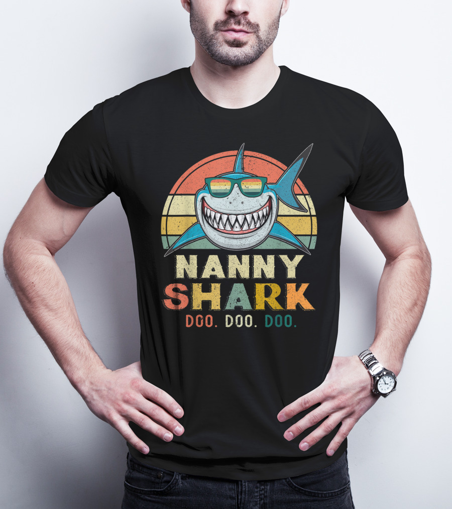 Nanny Shark Doo Doo Doo Vintage Retro Grandma Shark Sunglasses T-Shirt