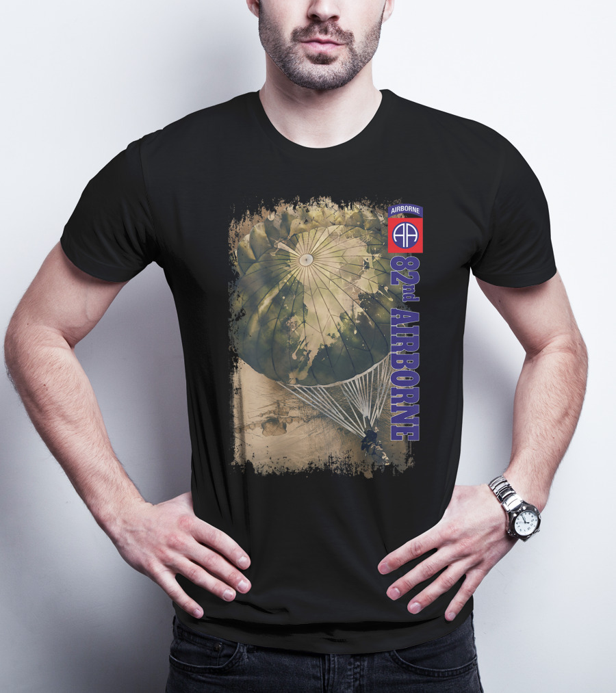 82Nd Airborne Division Parachute And Emblem T-Shirt