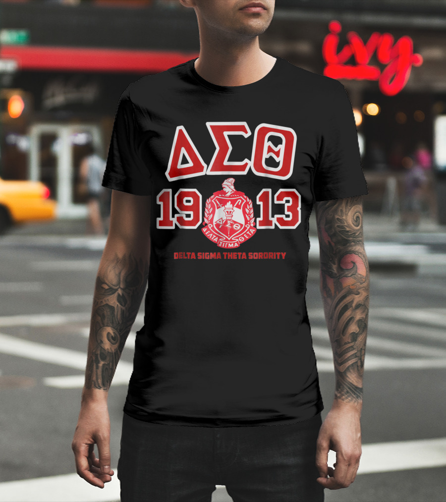 Delta Sigma Theta Sorority 1913 Greek Letters And Crest T-Shirt