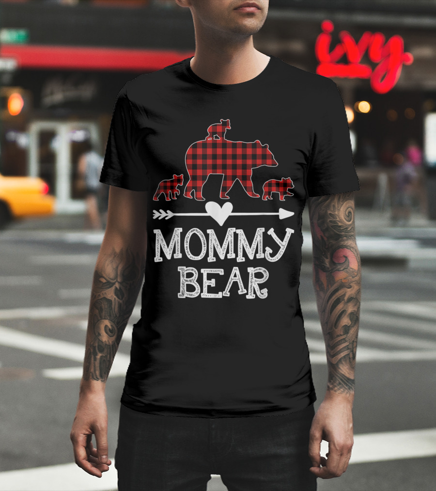 Mommy Bear Red Plaid Three Cubs Heart Arrow T-Shirt