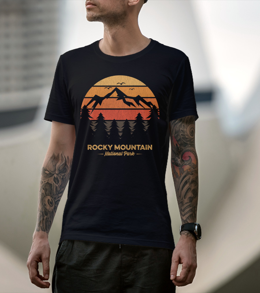 Rocky Mountain National Park Vintage Sunset Mountain T-Shirt
