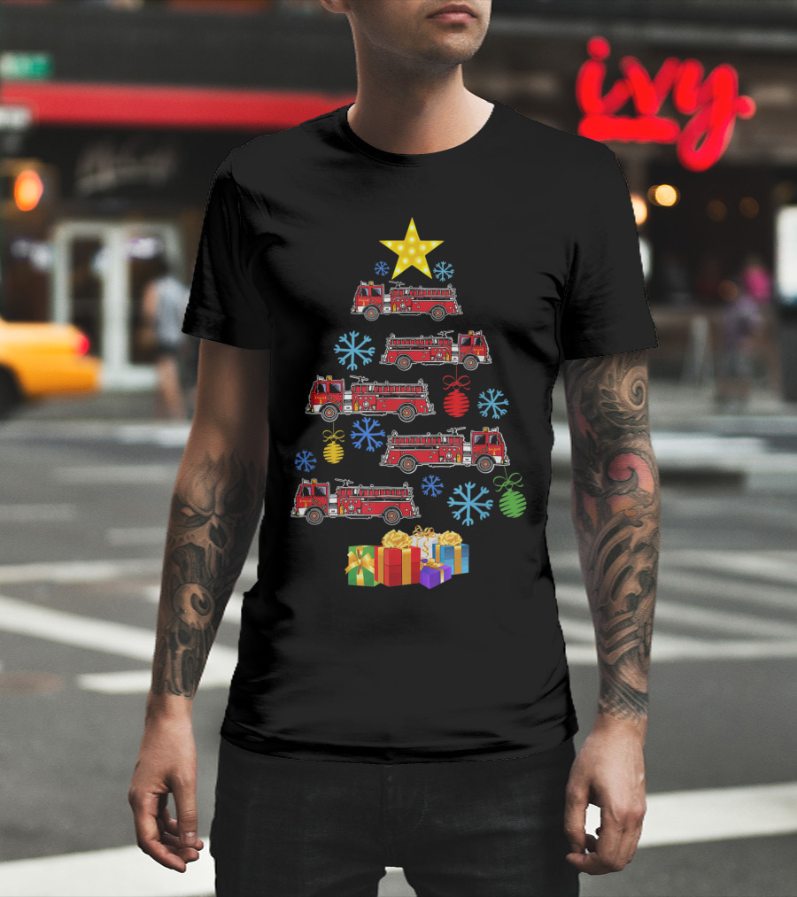 Firetruck Christmas Tree Xmas Firefighter Gifts Snowflakes Star T-Shirt