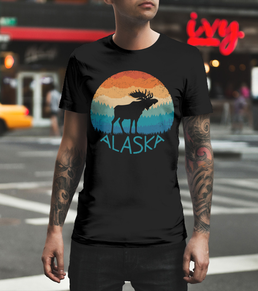 Alaska Retro Moose Vintage Mountain State Sunset Scene T-Shirt