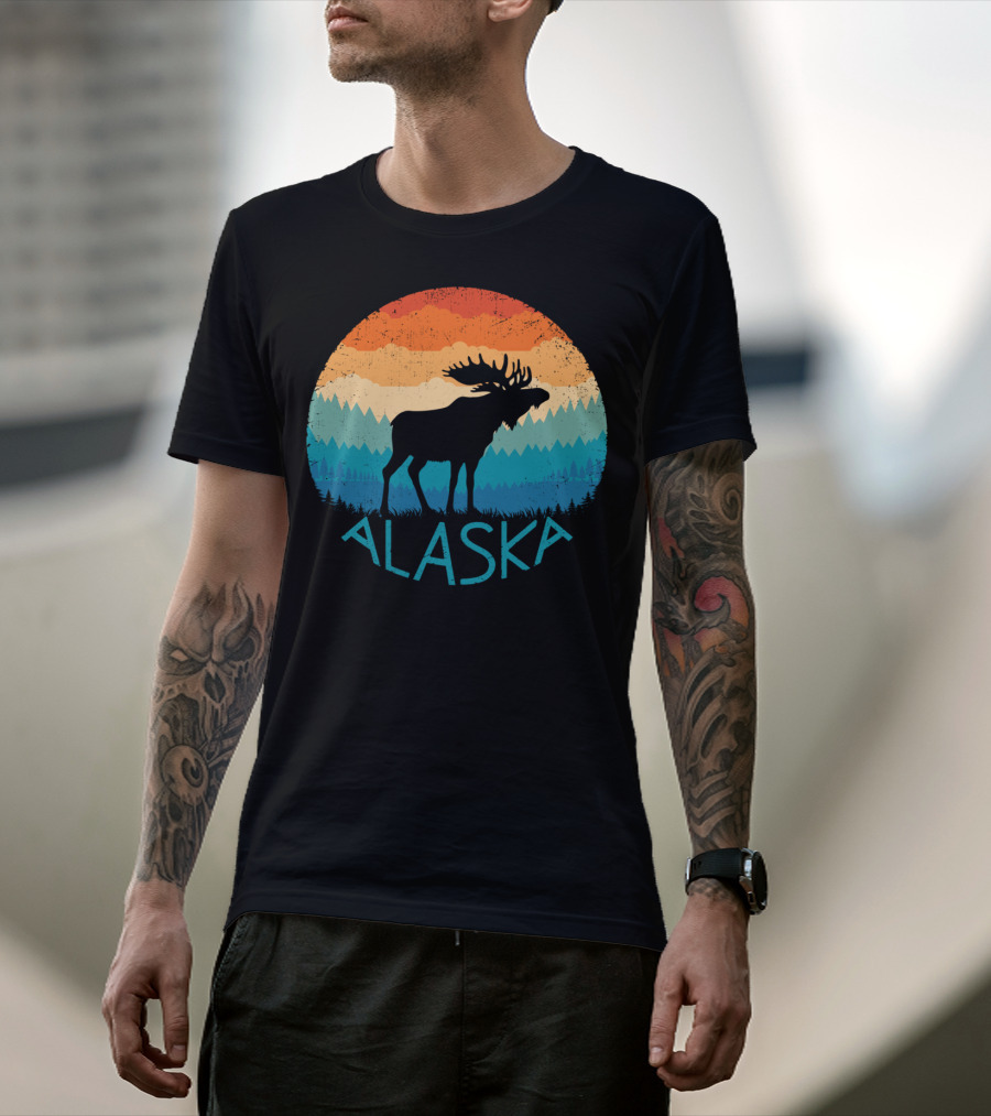 Alaska Retro Moose Vintage Mountain State Sunset Scene T-Shirt
