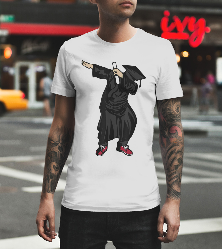 Dabbing Graduate Dance With Grad Hat And Diploma T-Shirt