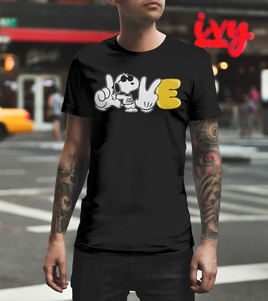Love Sign Language Joe Cool Snoopy The Peanuts Movie T-Shirt