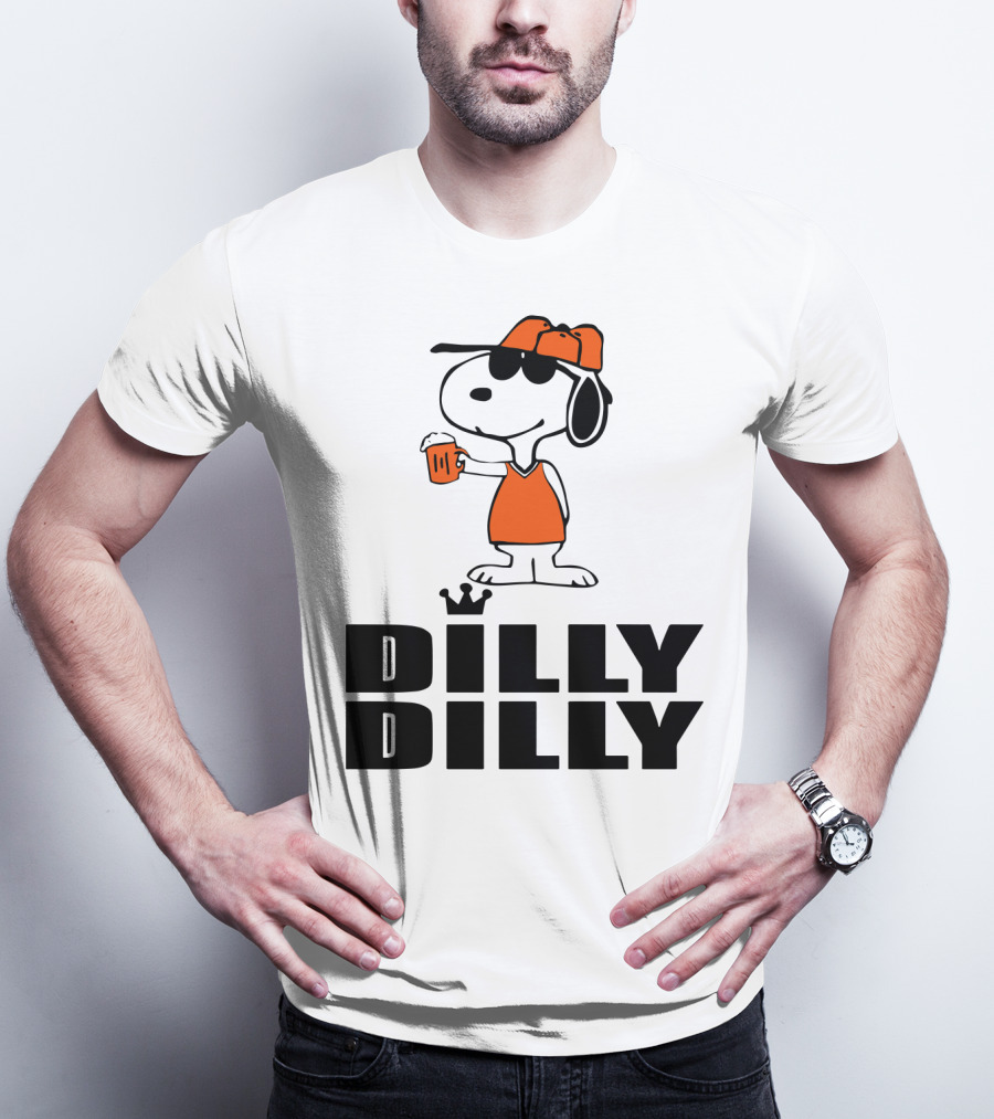 Dilly Dilly Funny Snoopy The Peanuts Movie Beer Hat And Glass T-Shirt