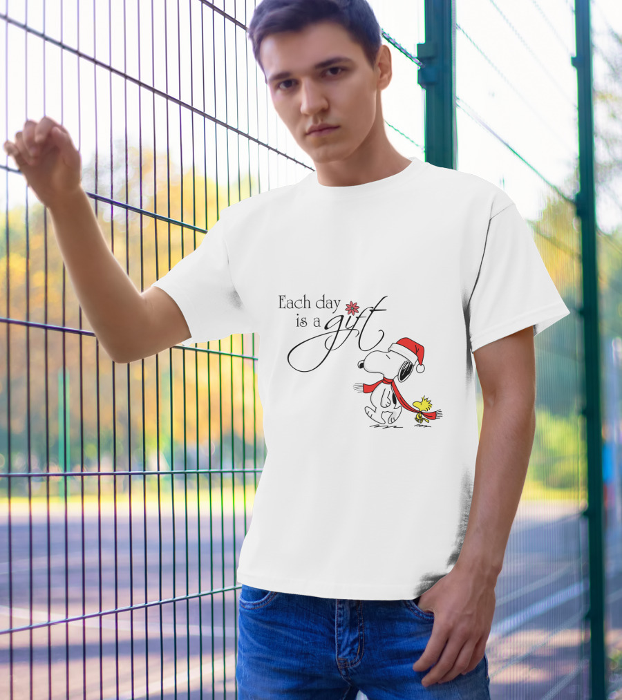 Each Day Is A Gift Snoopy Santa Hat Woodstock Peanuts Movie T-Shirt