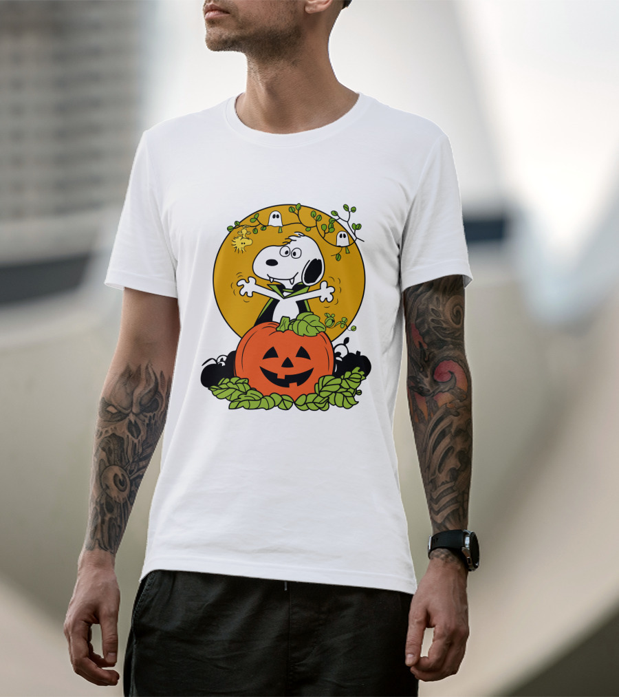 Pumpkin Halloween Snoopy Vampire Peanuts Movie Ghosts Jack-O'-Lantern T-Shirt