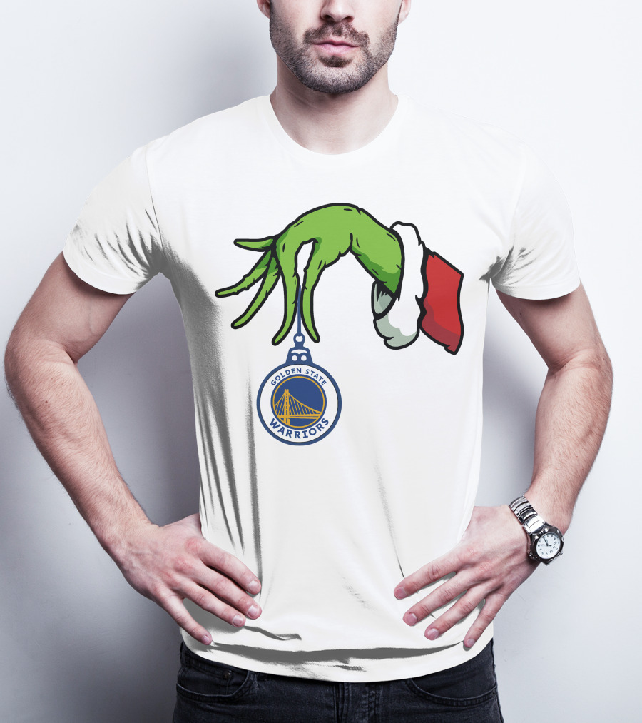 The Grinch Hand Holding Golden State Warriors T-Shirt