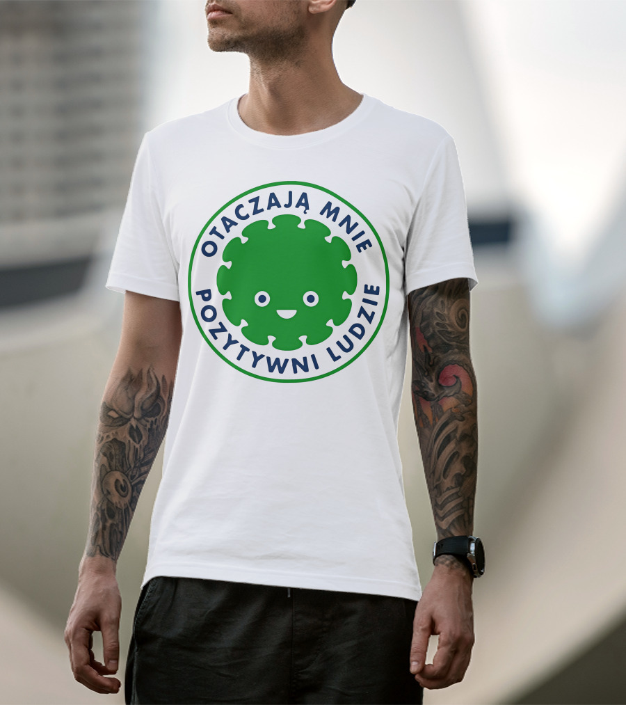 Otaczają Mnie Pozytywni Ludzie Green Smiley Puzzle Face T-Shirt