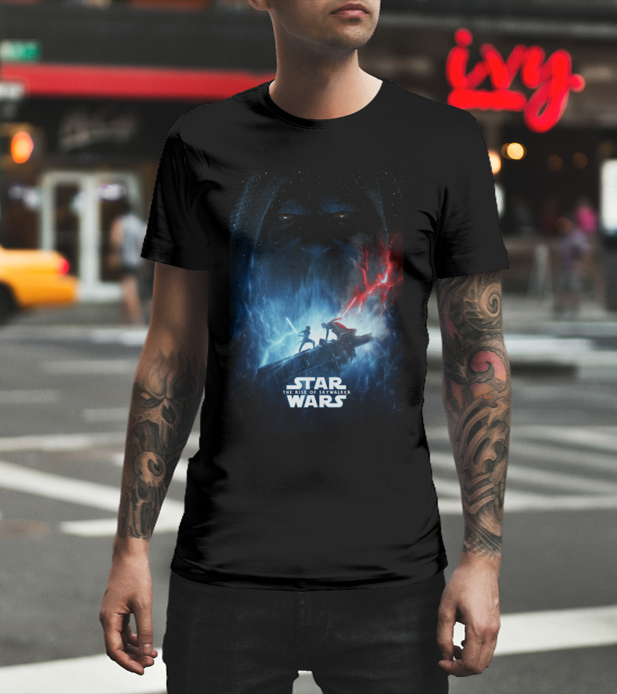 Star Wars The Rise Of Skywalker Epic Duel With Red And Blue Lightsabers T-Shirt