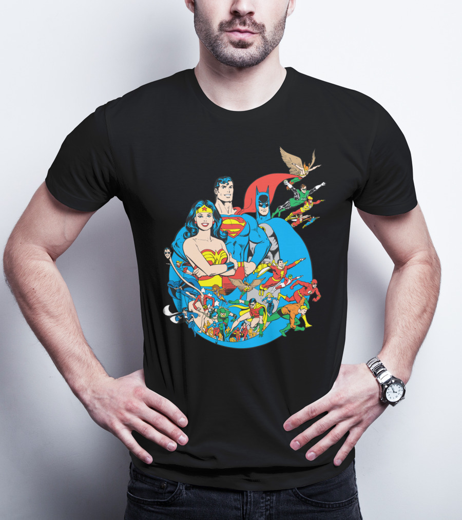 DC Comics Justice League Superman Batman Wonder Woman Flash Green Lantern Aquaman Hawkman Robin Green Arrow T-Shirt