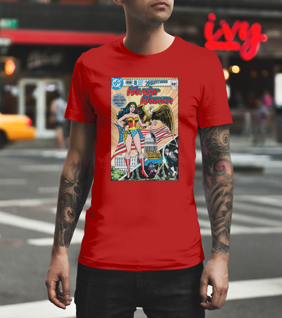 Wonder Woman DC Comics Huntress 1977 Solomon Grundy Patriotic Cover T-Shirt