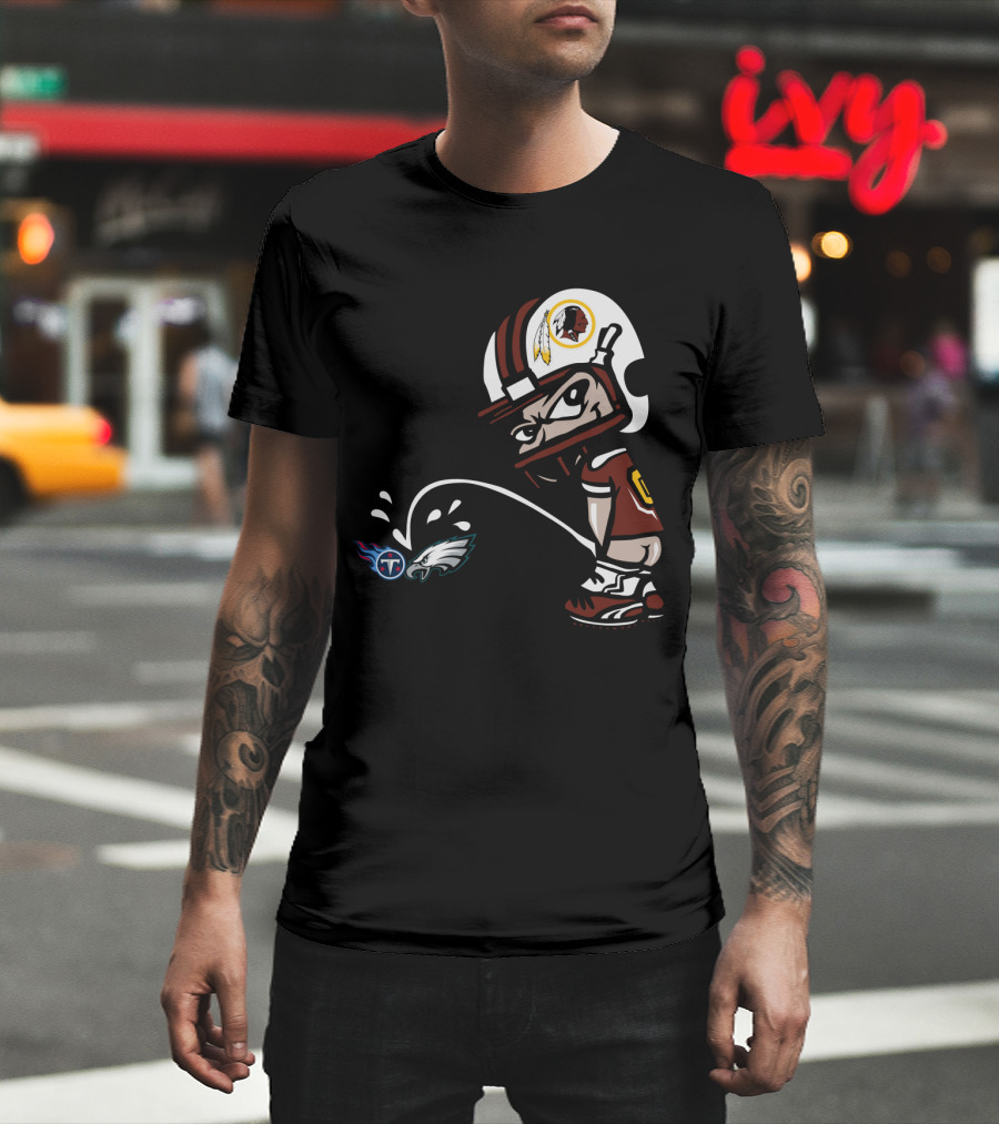 Washington Redskins Football Rivalry Titans Eagles Helmet T-Shirt