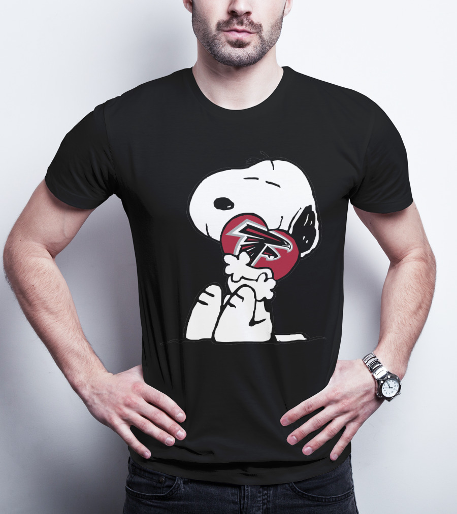 Snoopy Hugging Heart With Atlanta Falcons T-Shirt