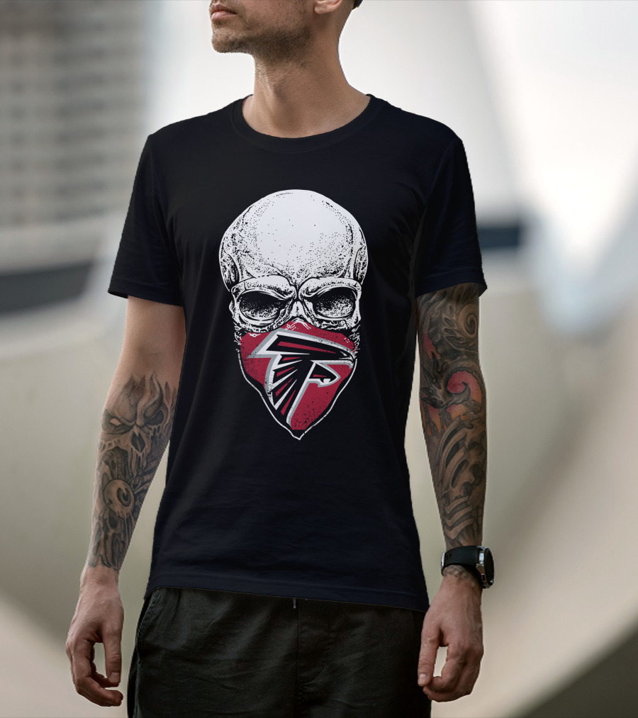 Atlanta Falcons Skull Bandana T-Shirt