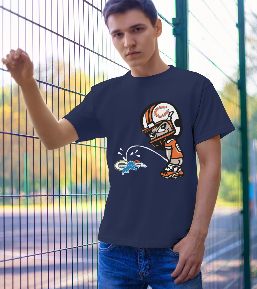 Chicago Bears Player Helmet Packers And Broncos Rivalry T-Shirt