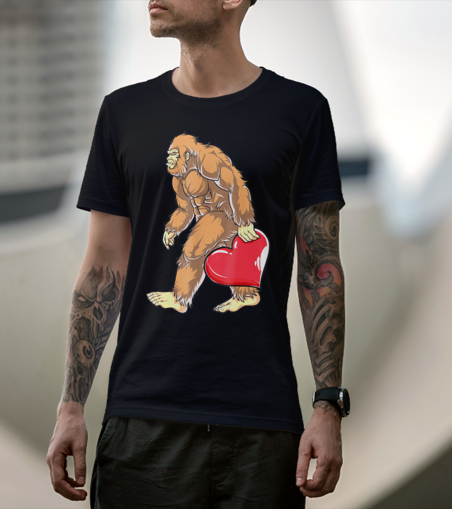 Valentine's Day Bigfoot Holding Heart Sasquatch Love For Men T-Shirt