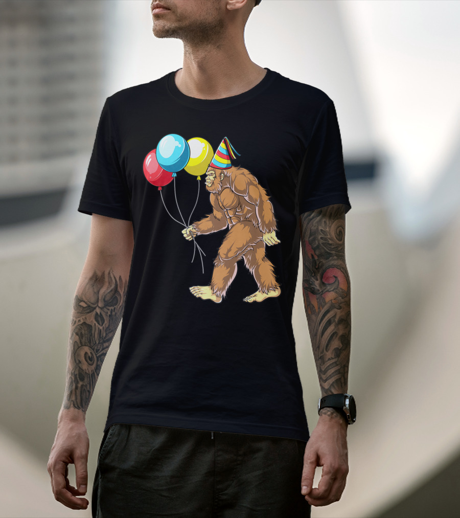 Bigfoot It's My Birthday Kids Boys Sasquatch Party With Balloons And Party Hat T-Shirt