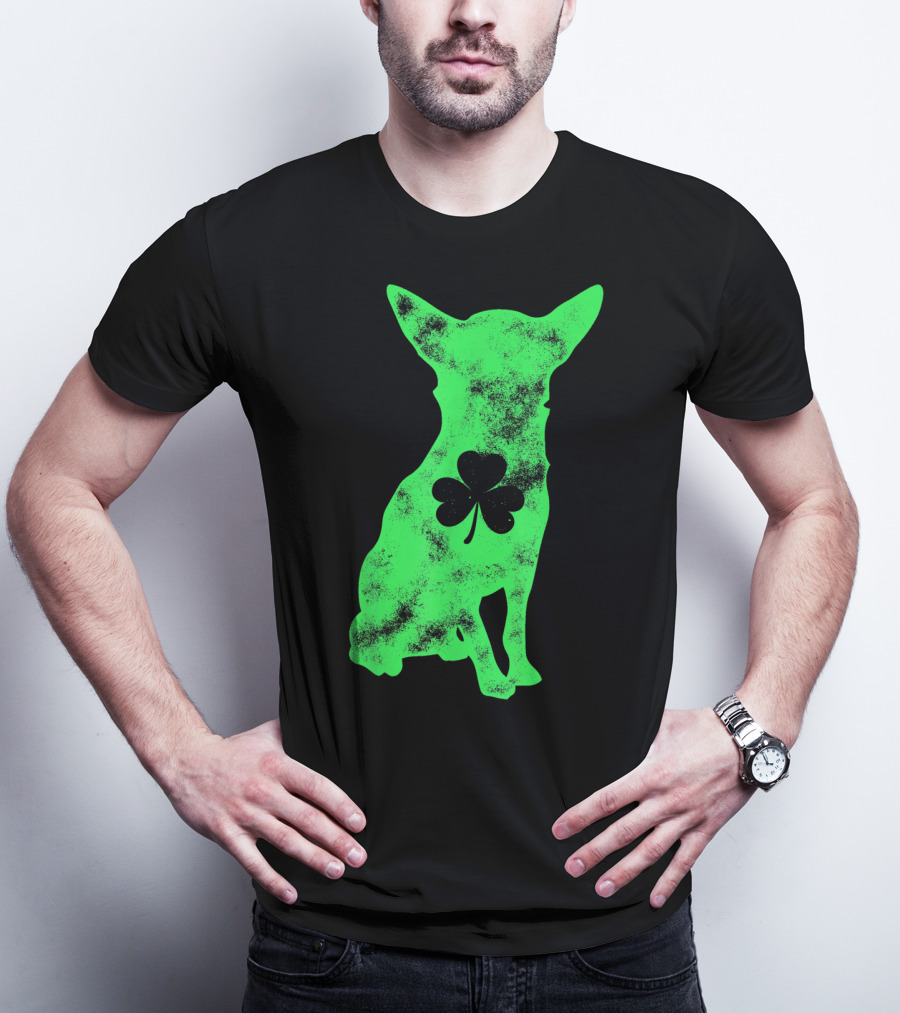Chihuahua Shamrock Dog Lover St Patricks Day Men T-Shirt