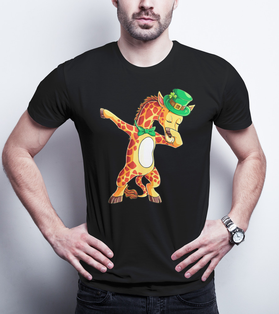 Dabbing Giraffe St Patricks Day Leprechaun Hat Green Bowtie T-Shirt