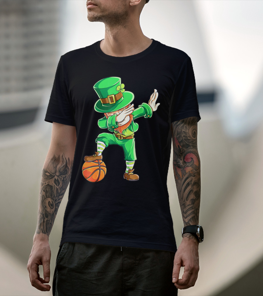 Dabbing Leprechaun On Basketball St. Patrick's Day Fun T-Shirt
