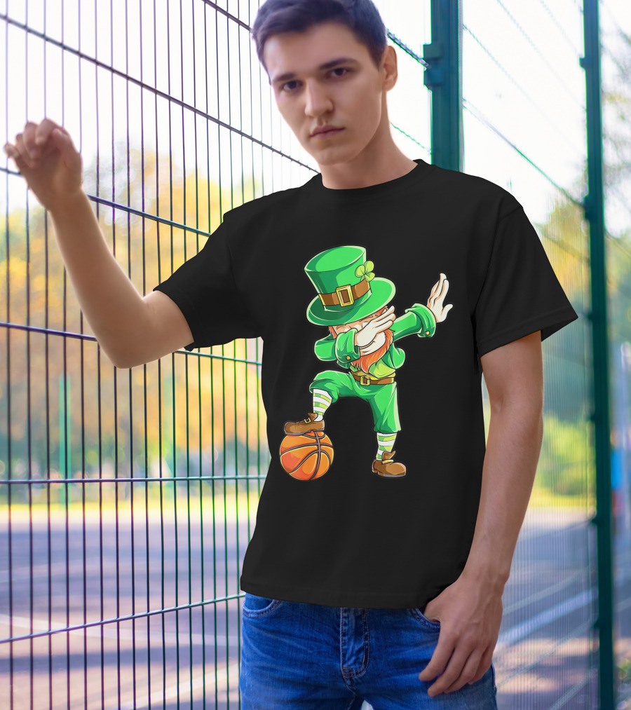 Dabbing Leprechaun On Basketball St. Patrick's Day Fun T-Shirt