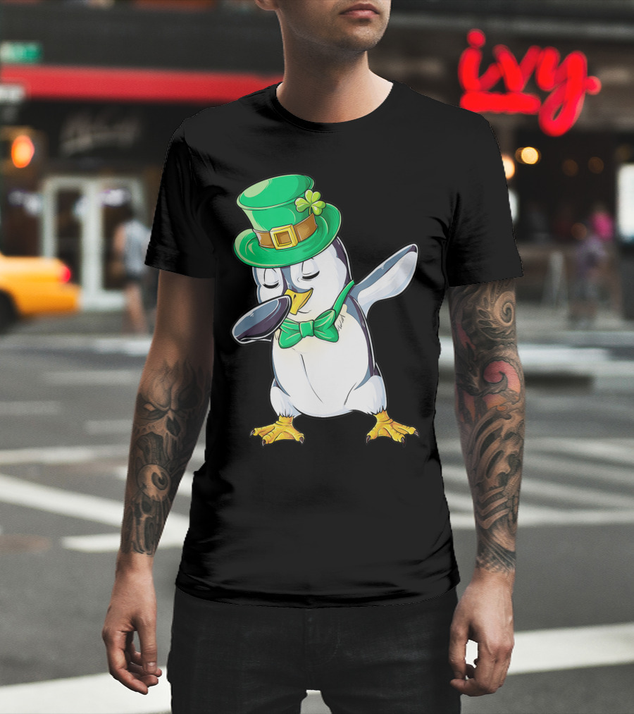 Dabbing Penguin St Patricks Day Leprechaun Hat And Bow Tie T-Shirt