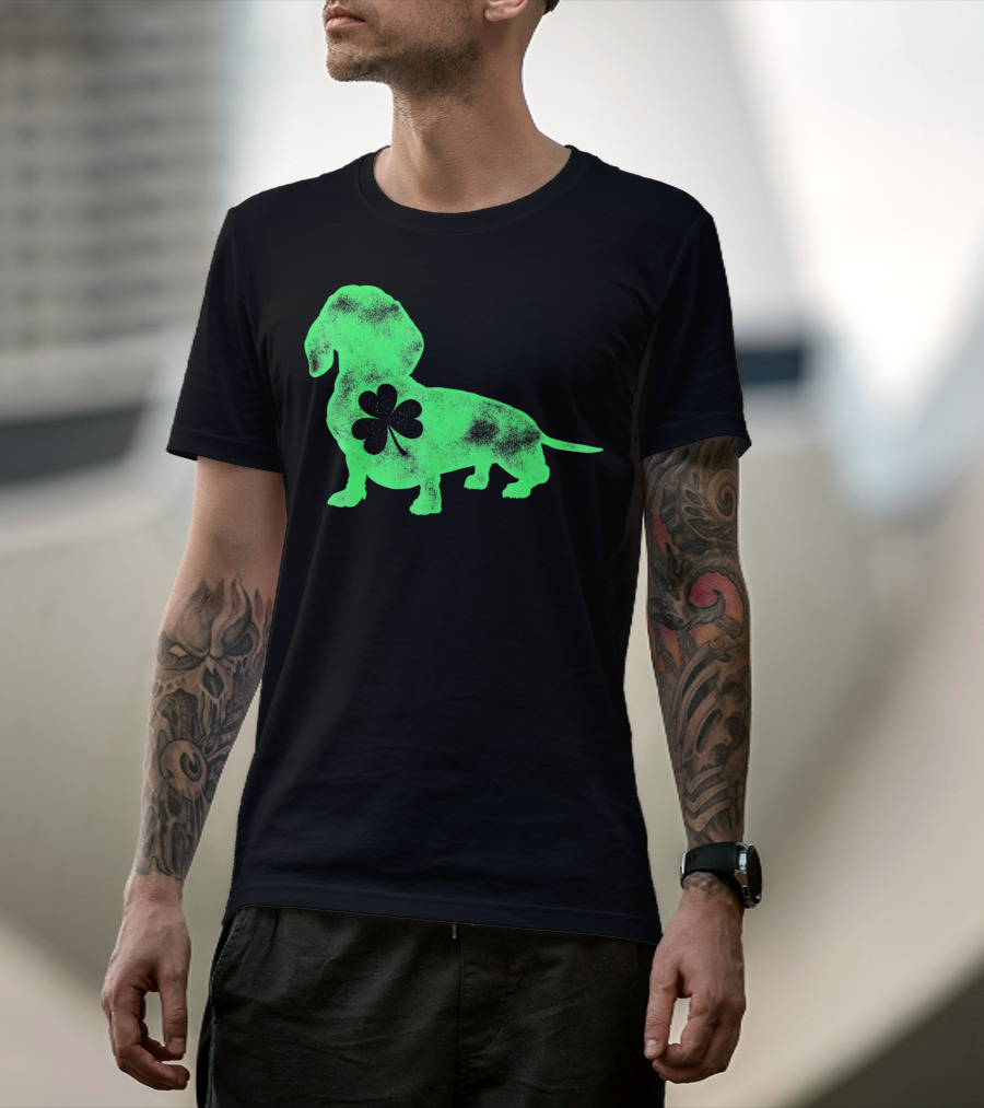 Dachshund Shamrock St Patricks Day Dog Lover Men T-Shirt
