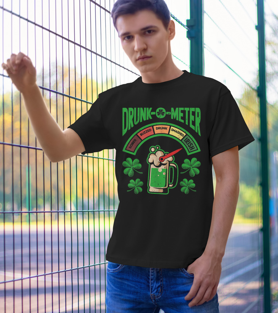 St Patricks Day Drunk O Meter Irish Beer Shamrock Sober Buzzed Drunk Smashed T-Shirt