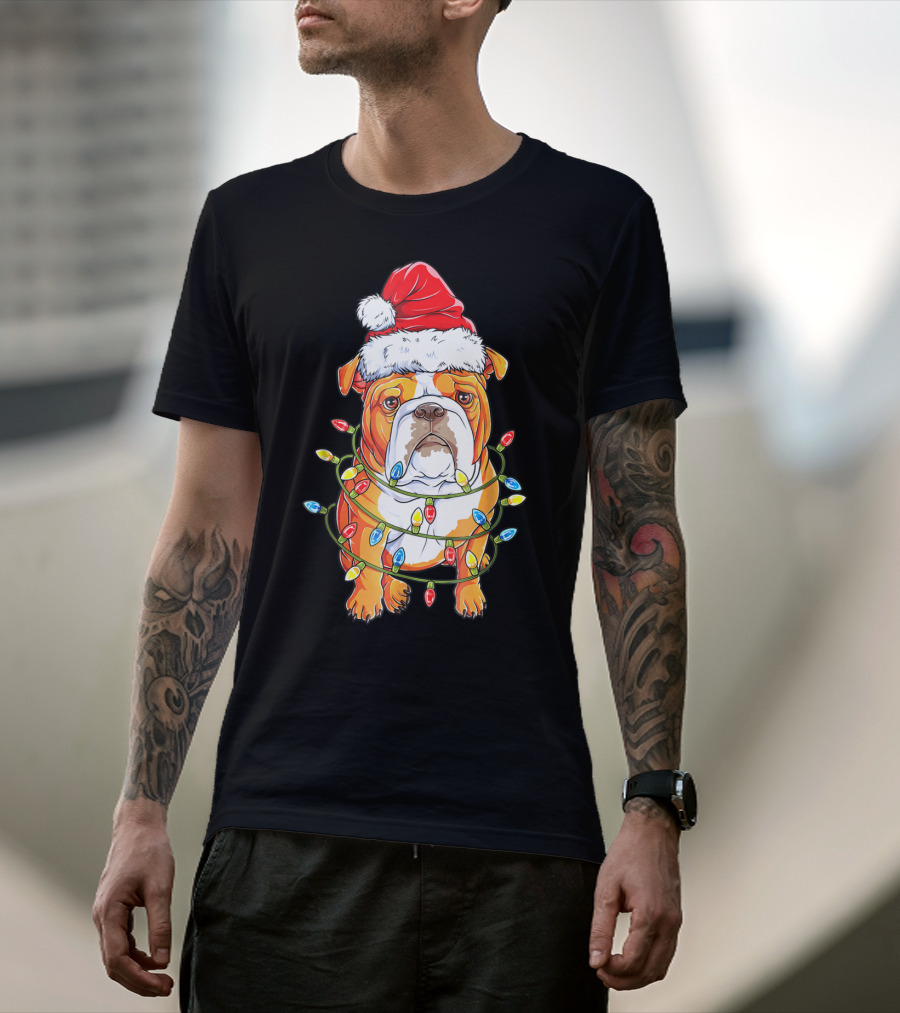 English Bulldog Santa Hat Wrapped In Christmas Lights Holiday Festive Fun T-Shirt