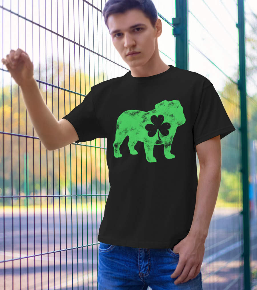 English Bulldog Shamrock St Patricks Day Men Dog T-Shirt