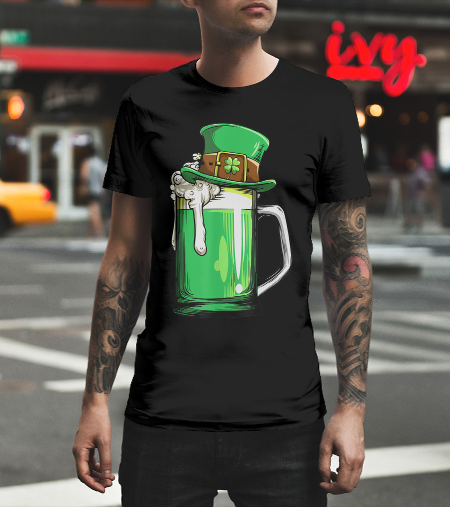 Green Beer Mug Leprechaun Hat St Patricks Day Men Drinking T-Shirt